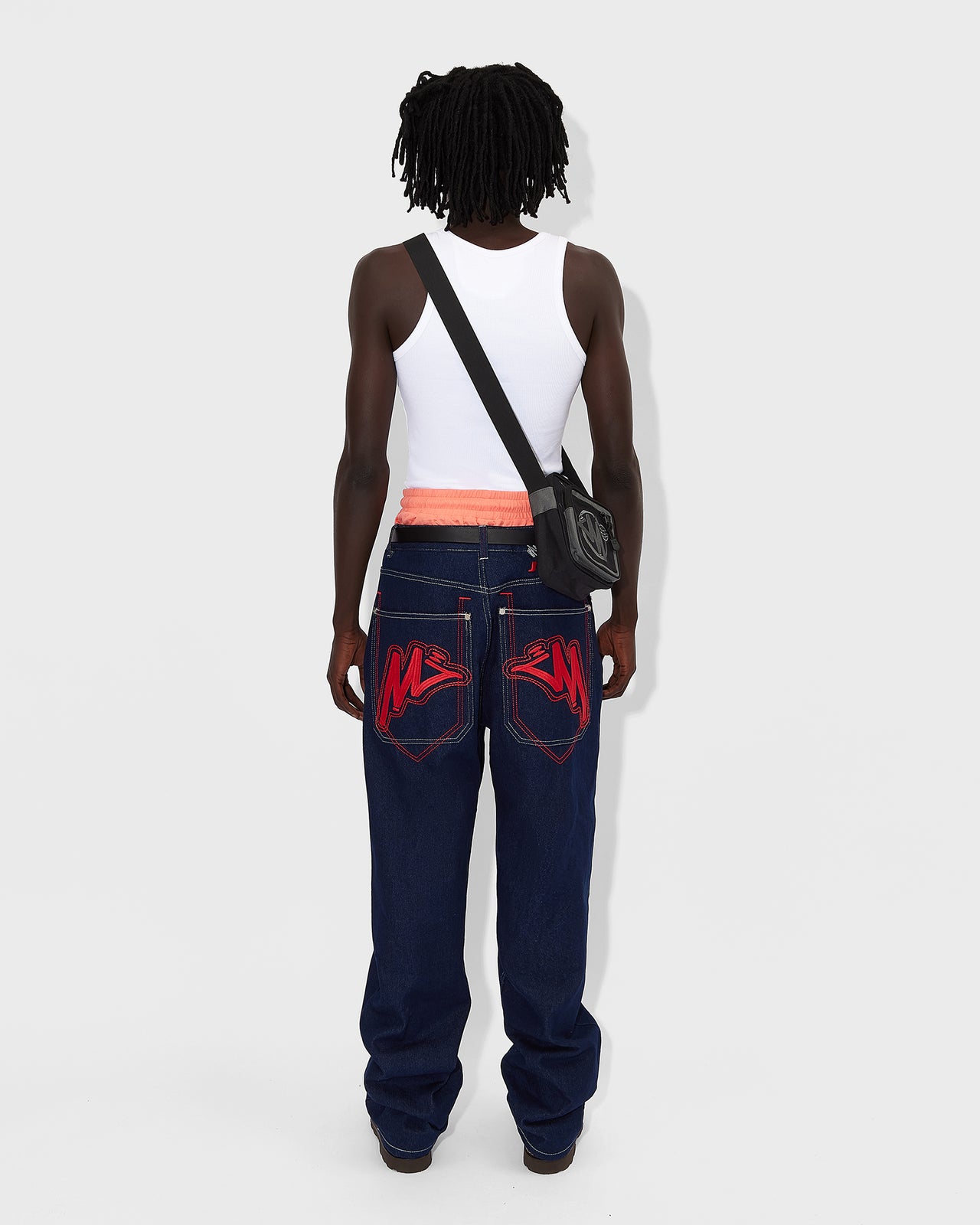 Jeans – Minus Twø