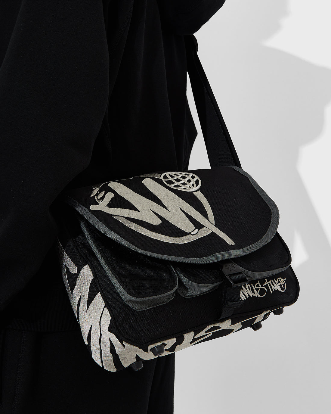 Graff Logo Bag | 3 Pen Holders Graff Logo Bag | Minus Twø