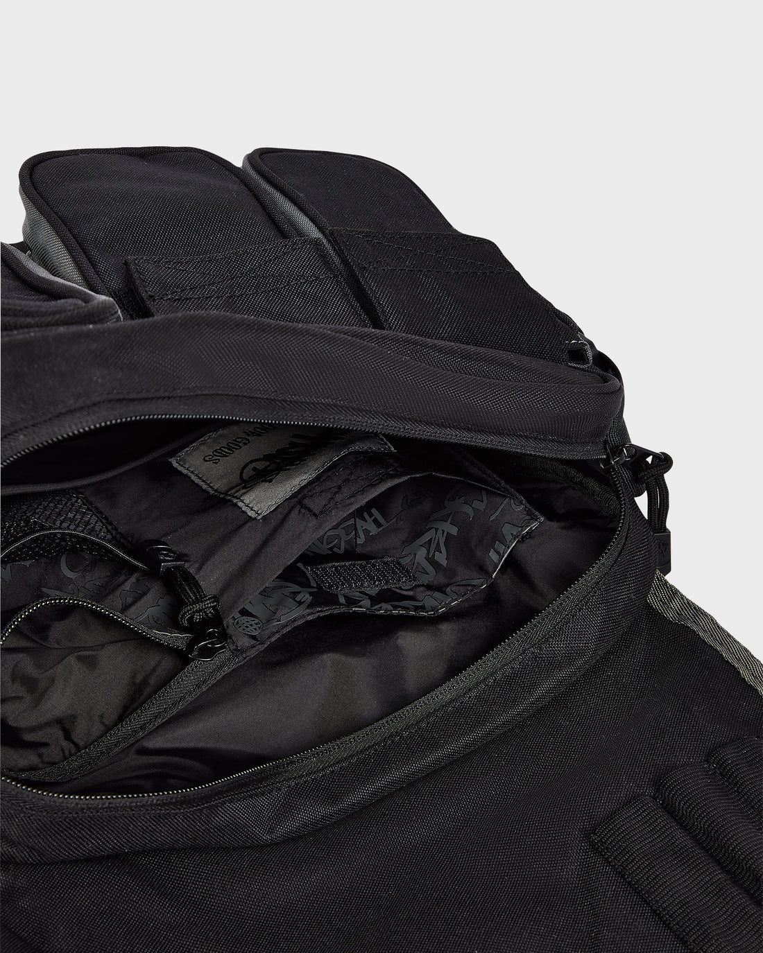 Graff Logo Bag | 3 Pen Holders Graff Logo Bag | Minus Twø